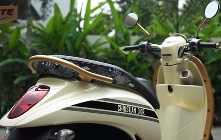 9 Scoopy Modif Vespa Matic Paling Keren | Otomotifo